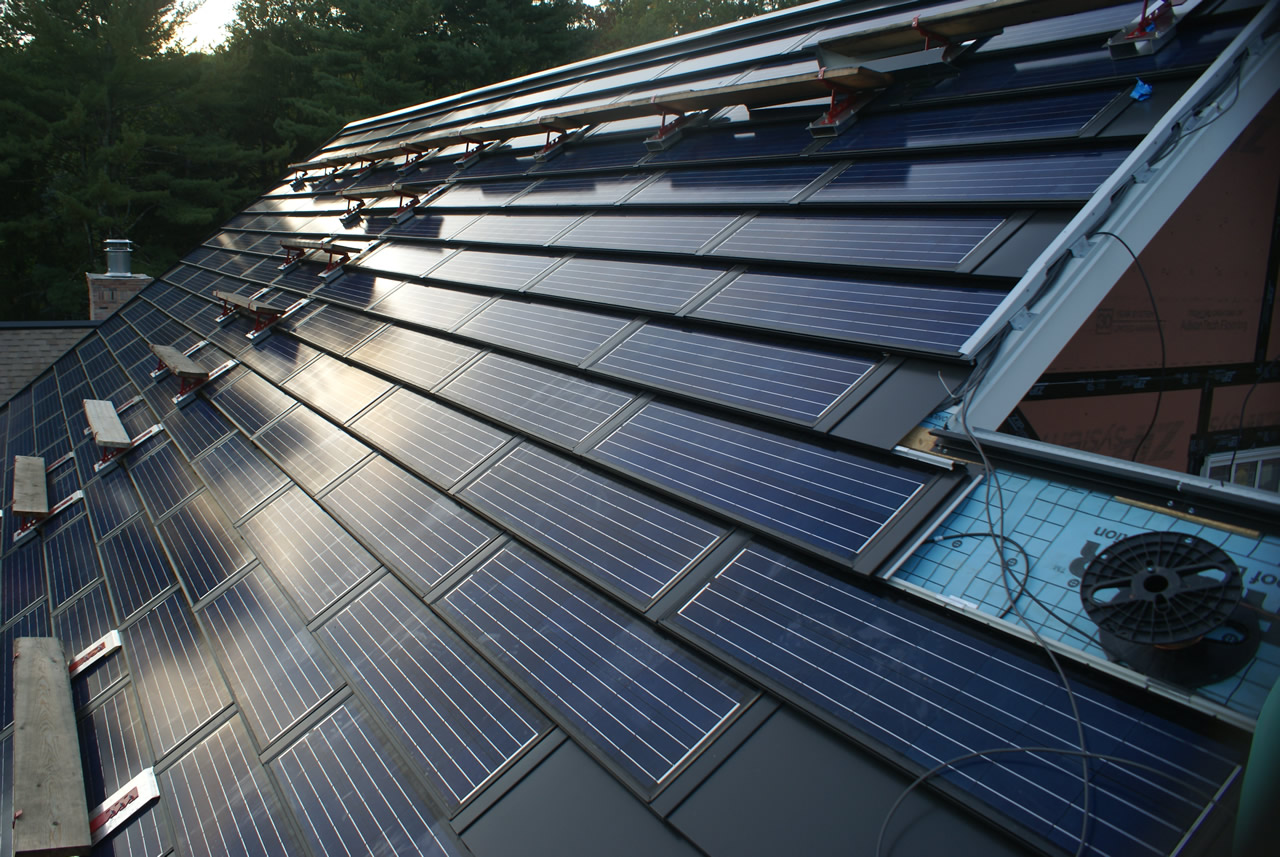 Five solar roof shingles that aren’t from Tesla - Ars Technica