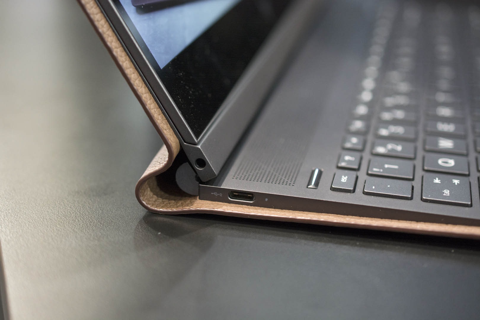 Hands-on: HP’s leather-clad laptop might just be the best convertible ...