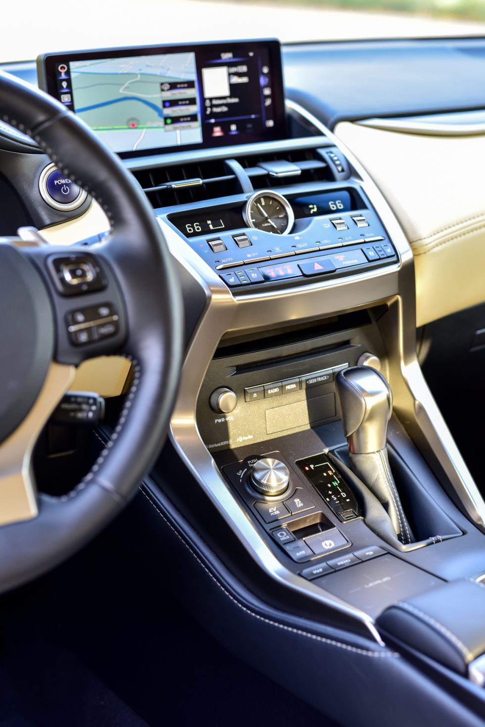 Luxury on a budget: The Lexus NX 300h hybrid reviewed - Ars Technica