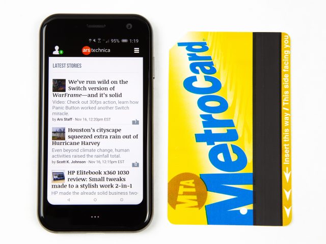 Palm Phone Review: Fun, endearing, and bad at everything - Ars Technica