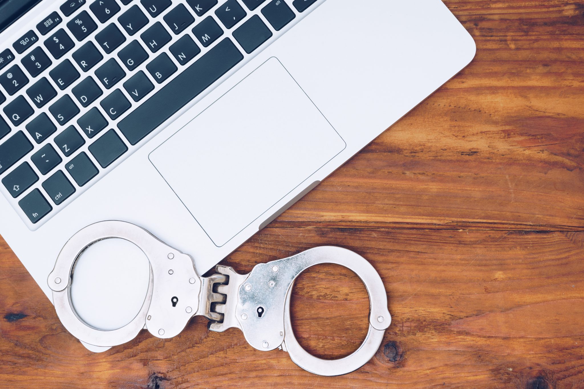Man pleads guilty to swatting attack that led to death of Kansas man ...