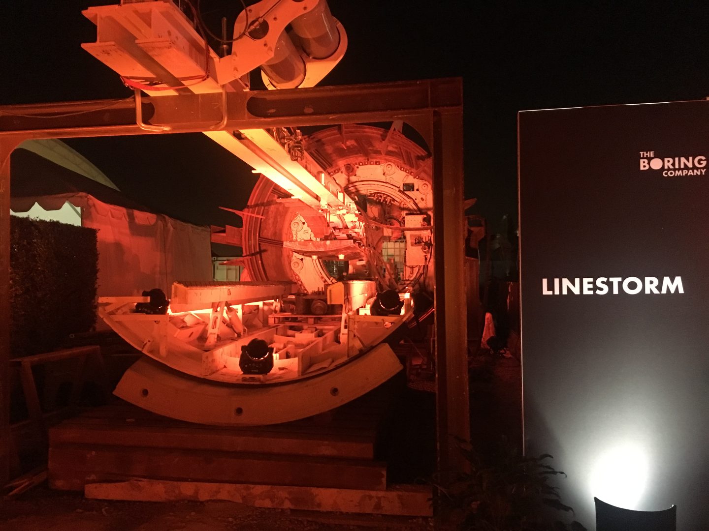 Ars takes a first tour of the length of The Boring Company’s test ...