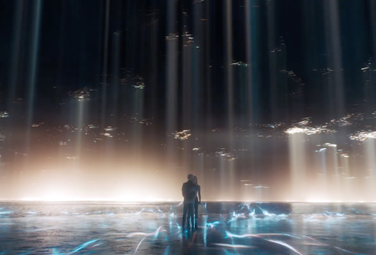 Neither bird nor plane: Captain Marvel blasts into space in new trailer ...