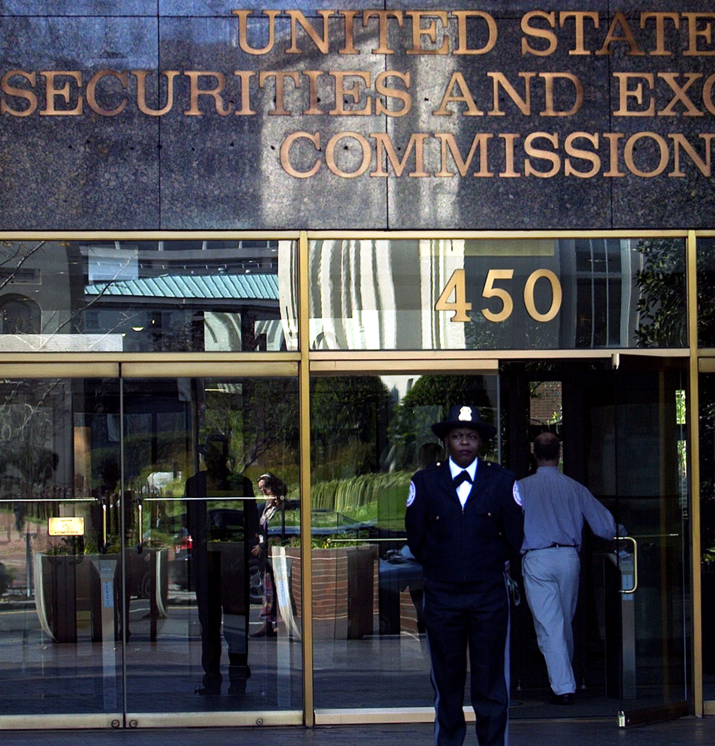 Nine defendants charged in SEC hacking scheme that netted $4.1 million ...