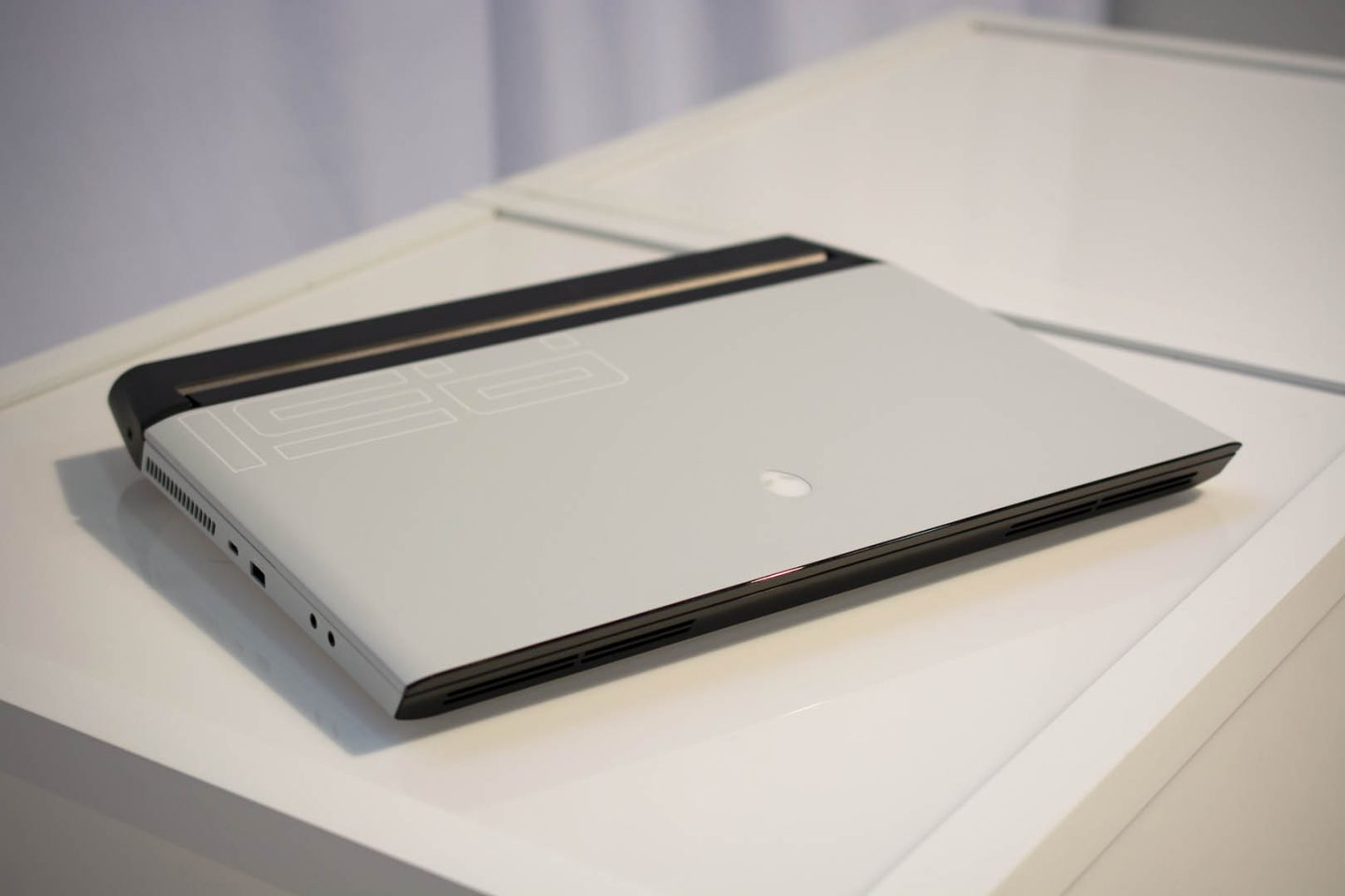 Alienware’s new Area-51m brings a new design, RTX GPUs, and 9th-gen ...