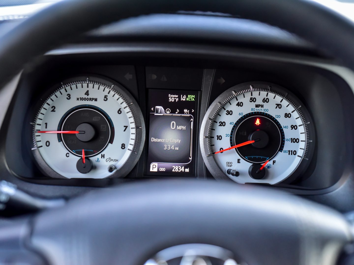 Review: Toyota Sienna minivan mixes the solid with the subpar - Ars ...