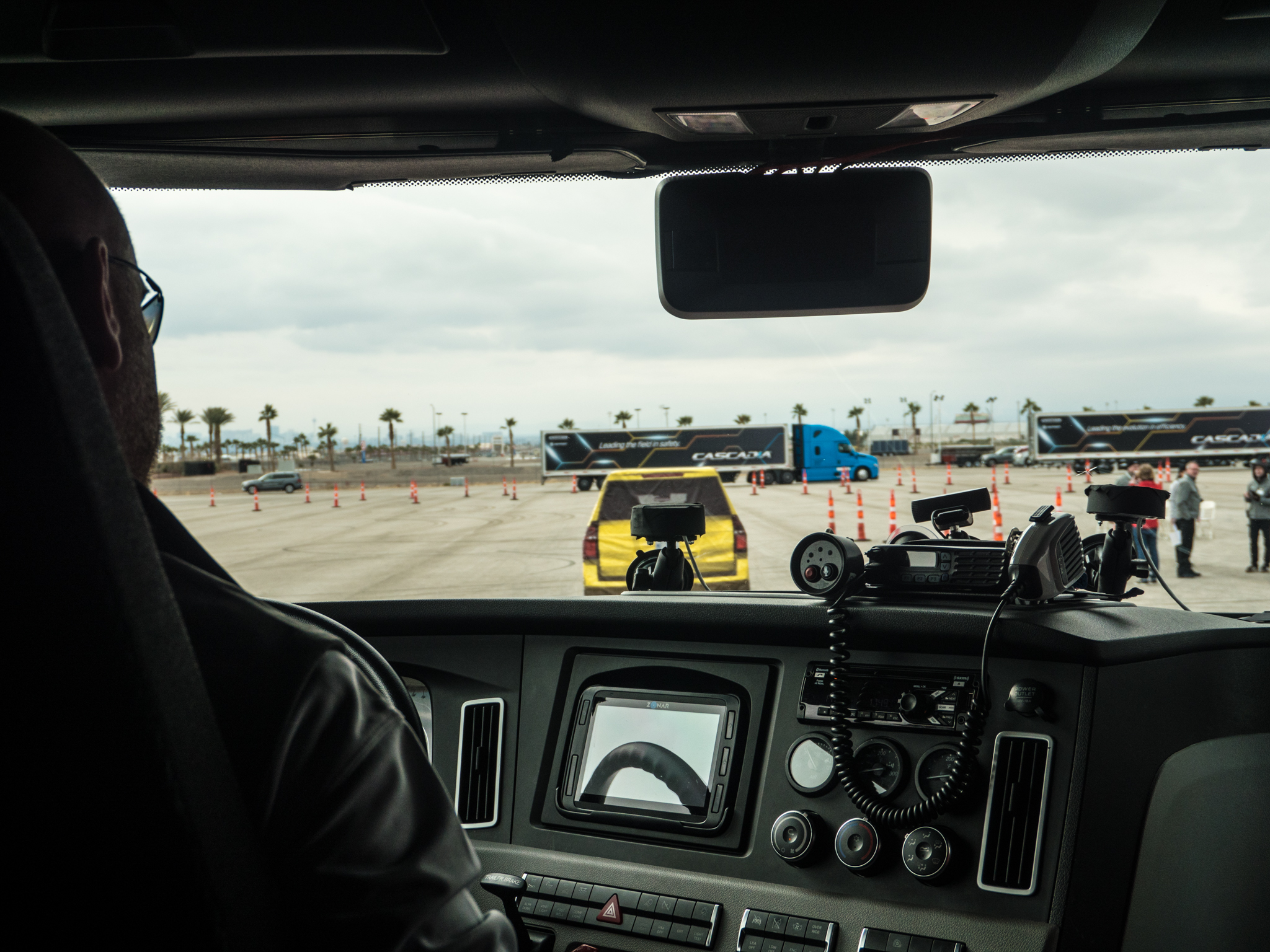 Advanced driver assists come to the world of big-rig class 8 trucks ...