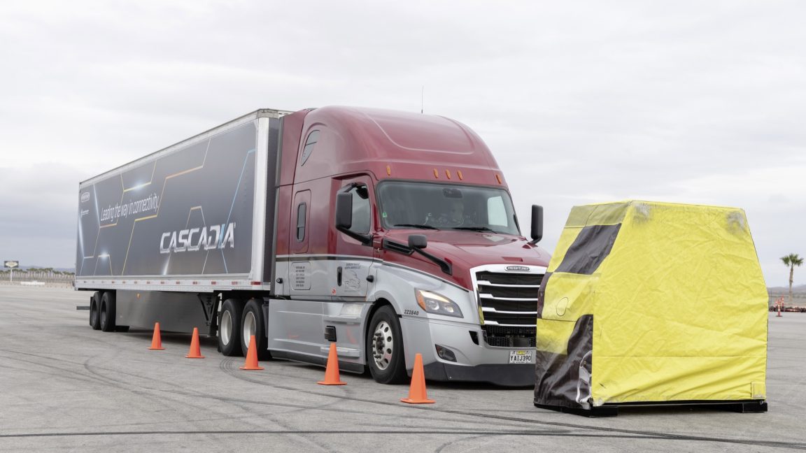 Advanced driver assists come to the world of big-rig class 8 trucks ...