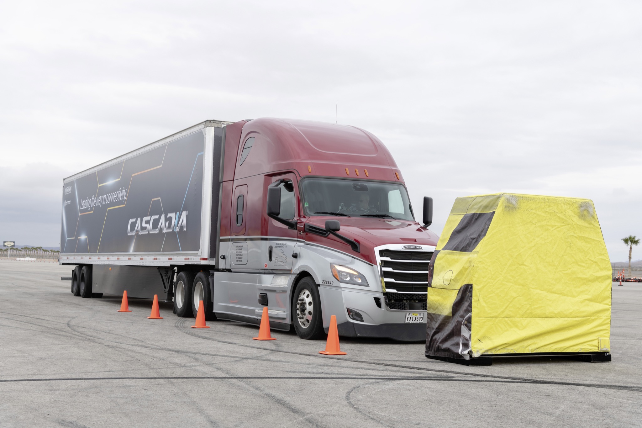Advanced driver assists come to the world of big-rig class 8 trucks ...