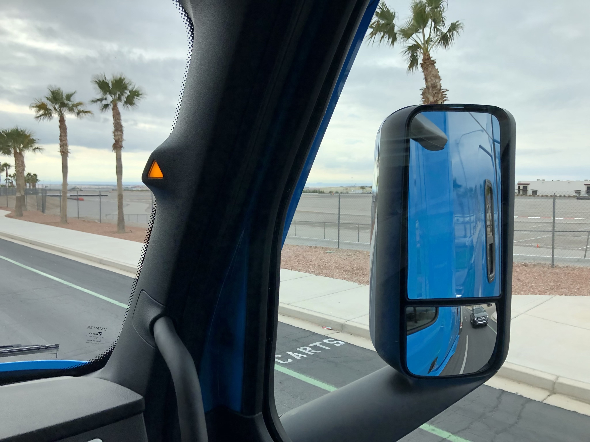 Advanced driver assists come to the world of big-rig class 8 trucks ...