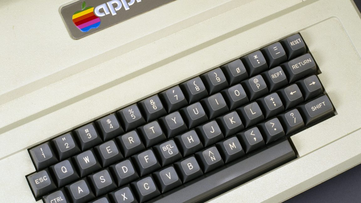 You can now download the source code for all Infocom text adventure ...