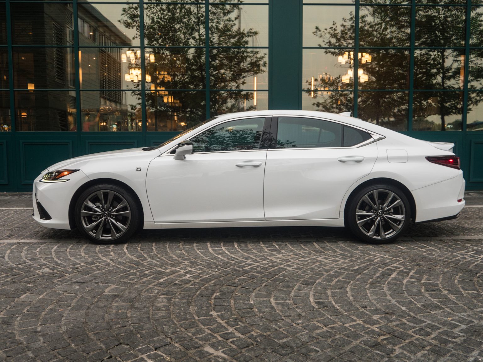 It’s not that sporty, but it is rather good—the 2019 Lexus ES350 F ...