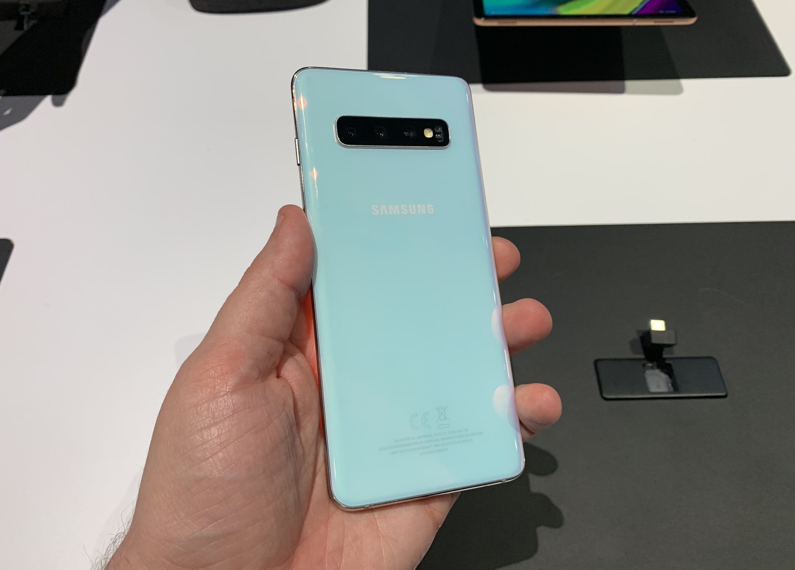 Samsung Galaxy S10, S10+, and S10e hands-on: Samsung is slowly getting ...