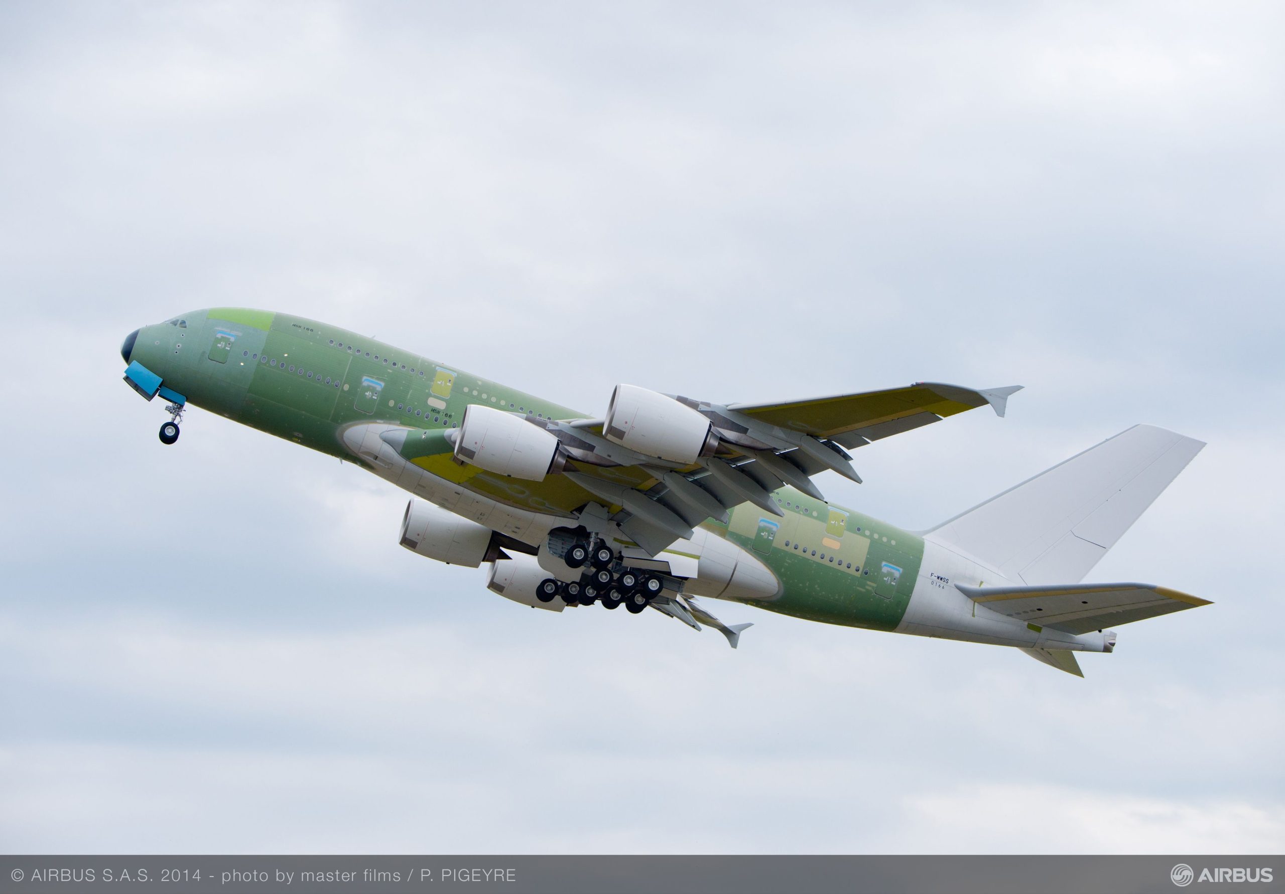 Private cabins, flying bars, and hundreds of seats—farewell, Airbus ...