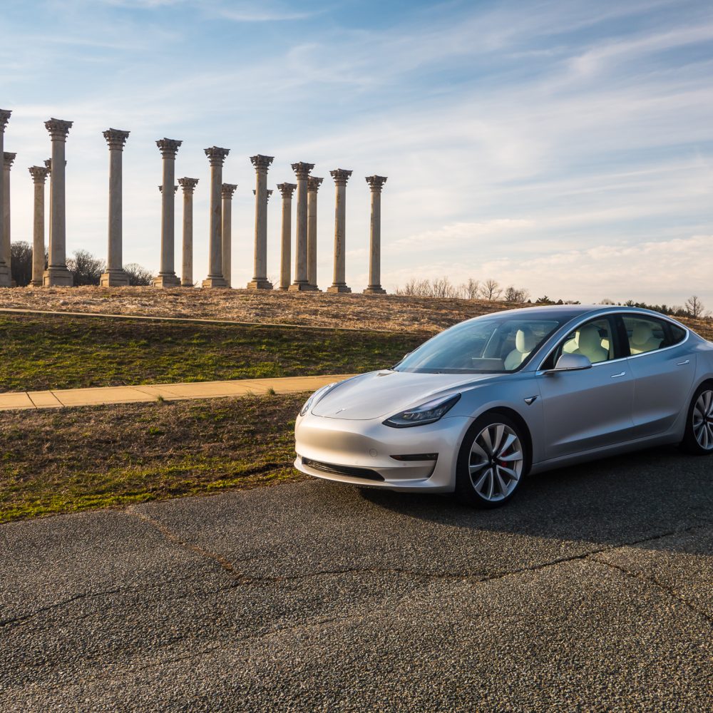 How far can you drive an electric car at 70mph before it stops? - Ars ...