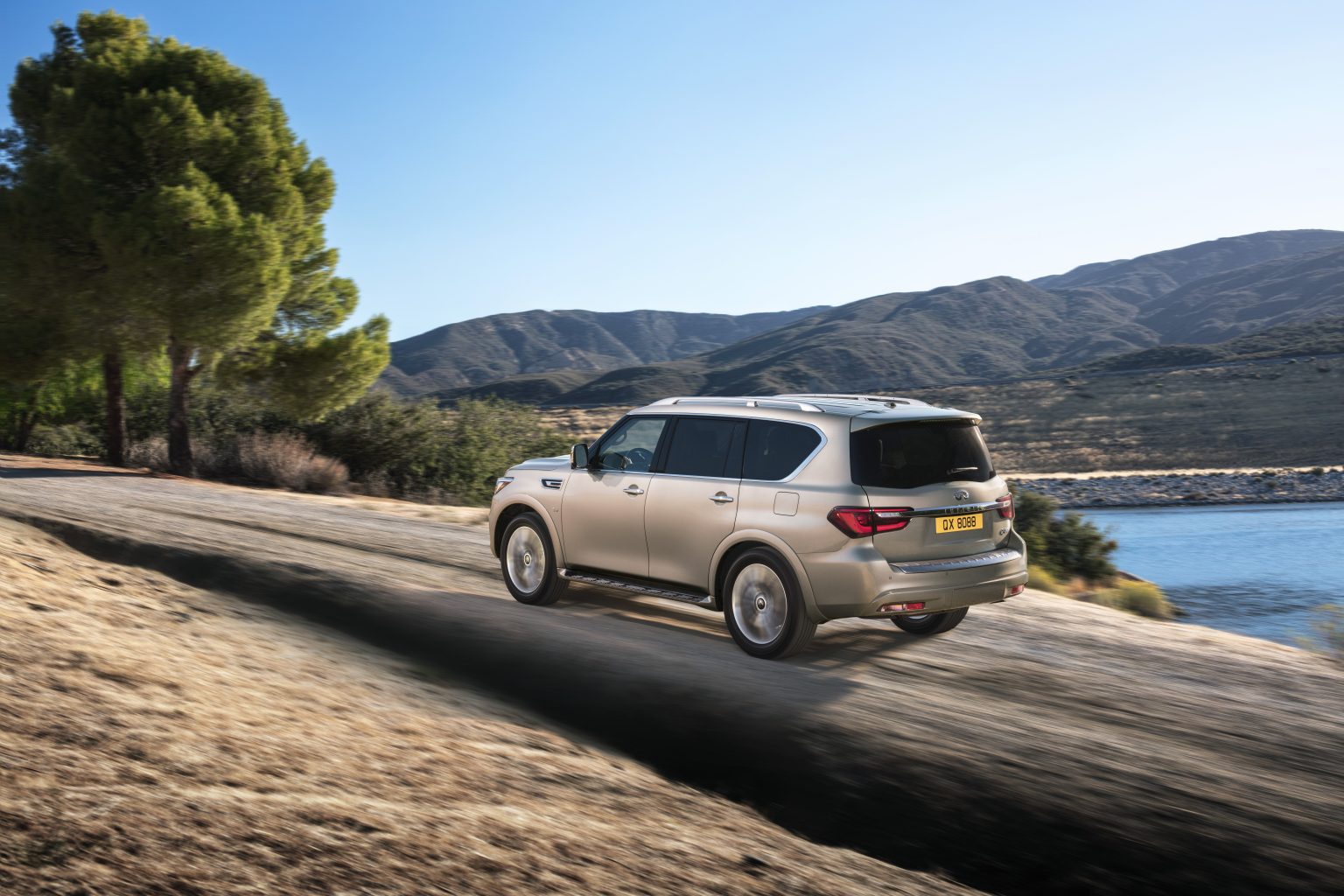 Past its expiration date: Infiniti QX80 review - Ars Technica