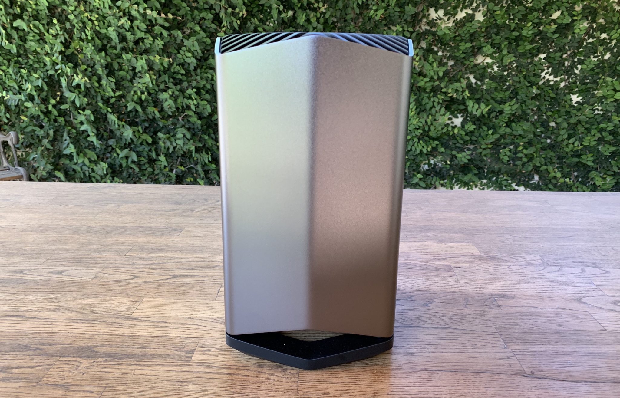 Blackmagic eGPU Pro mini-review: Quiet, fast, and extremely expensive ...