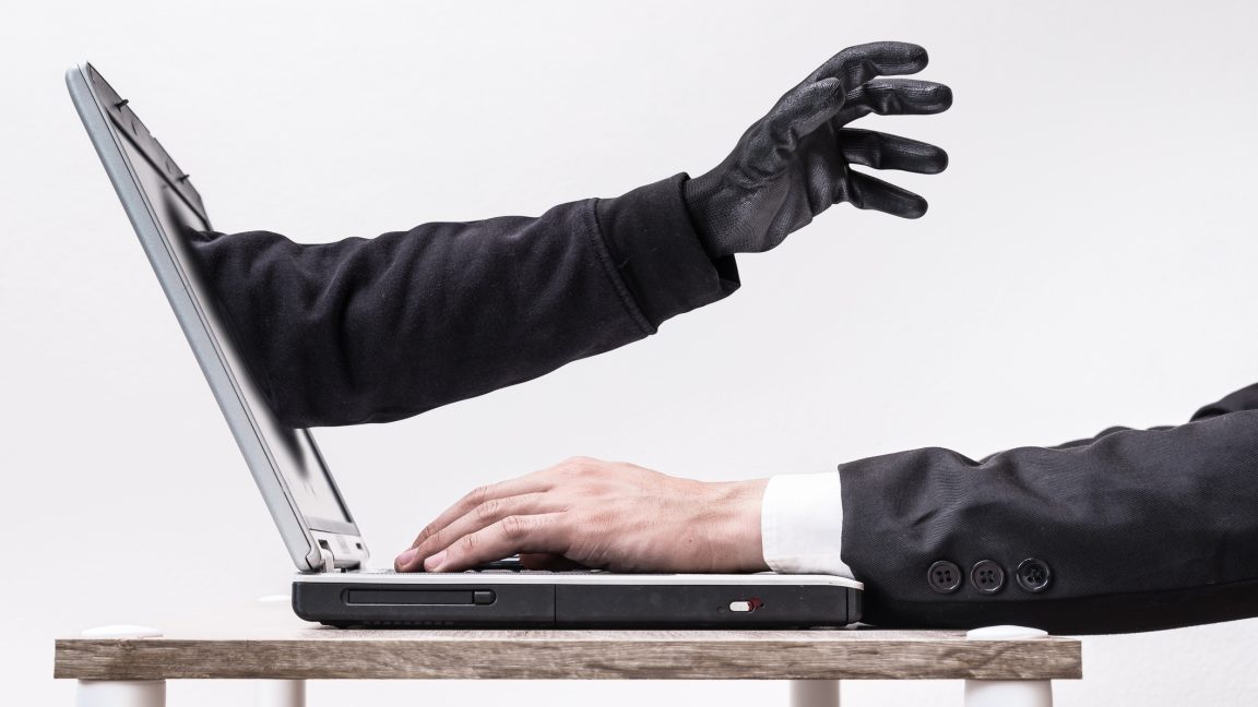 Serious flaws leave WPA3 vulnerable to hacks that steal Wi-Fi passwords ...