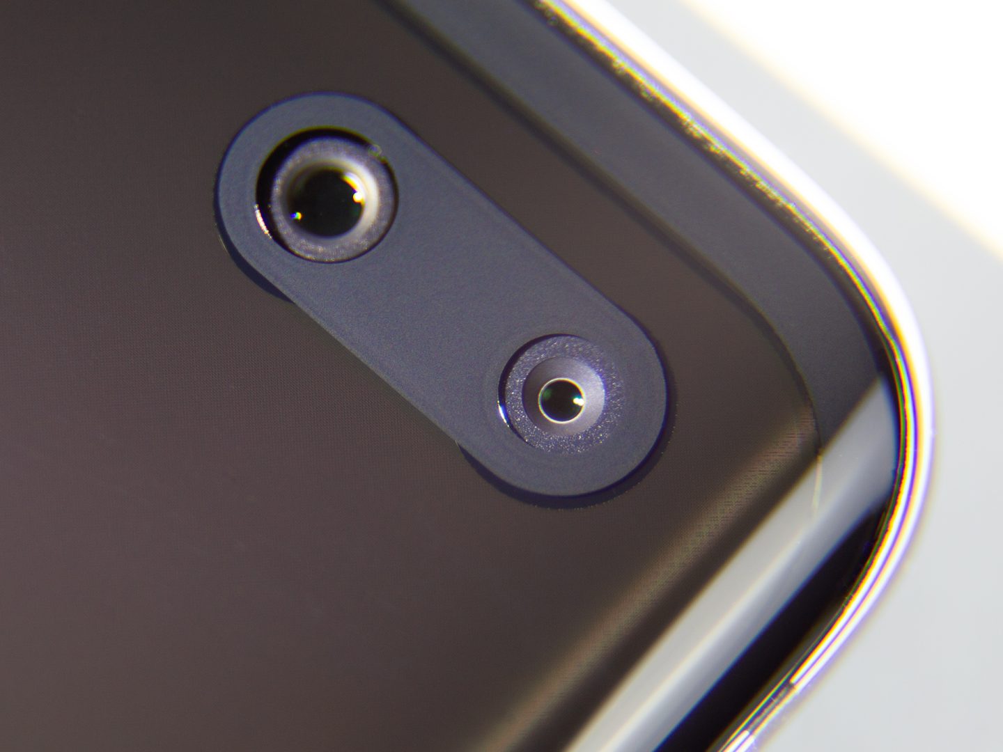 Galaxy S10+ review: Too many compromises for the sky-high price - Ars ...