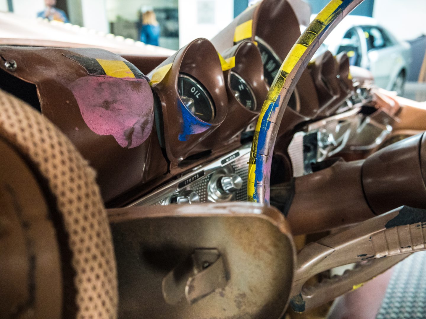 This institute crash-tests cars to make us all safer - Ars Technica