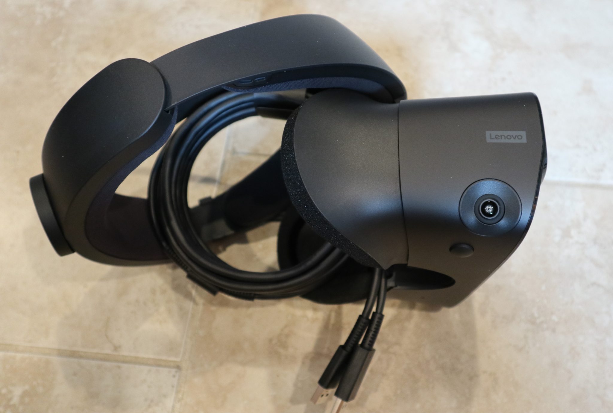 Two “inside-out” VR headsets, reviewed: The $400 Oculus Rift S, $600 HP ...