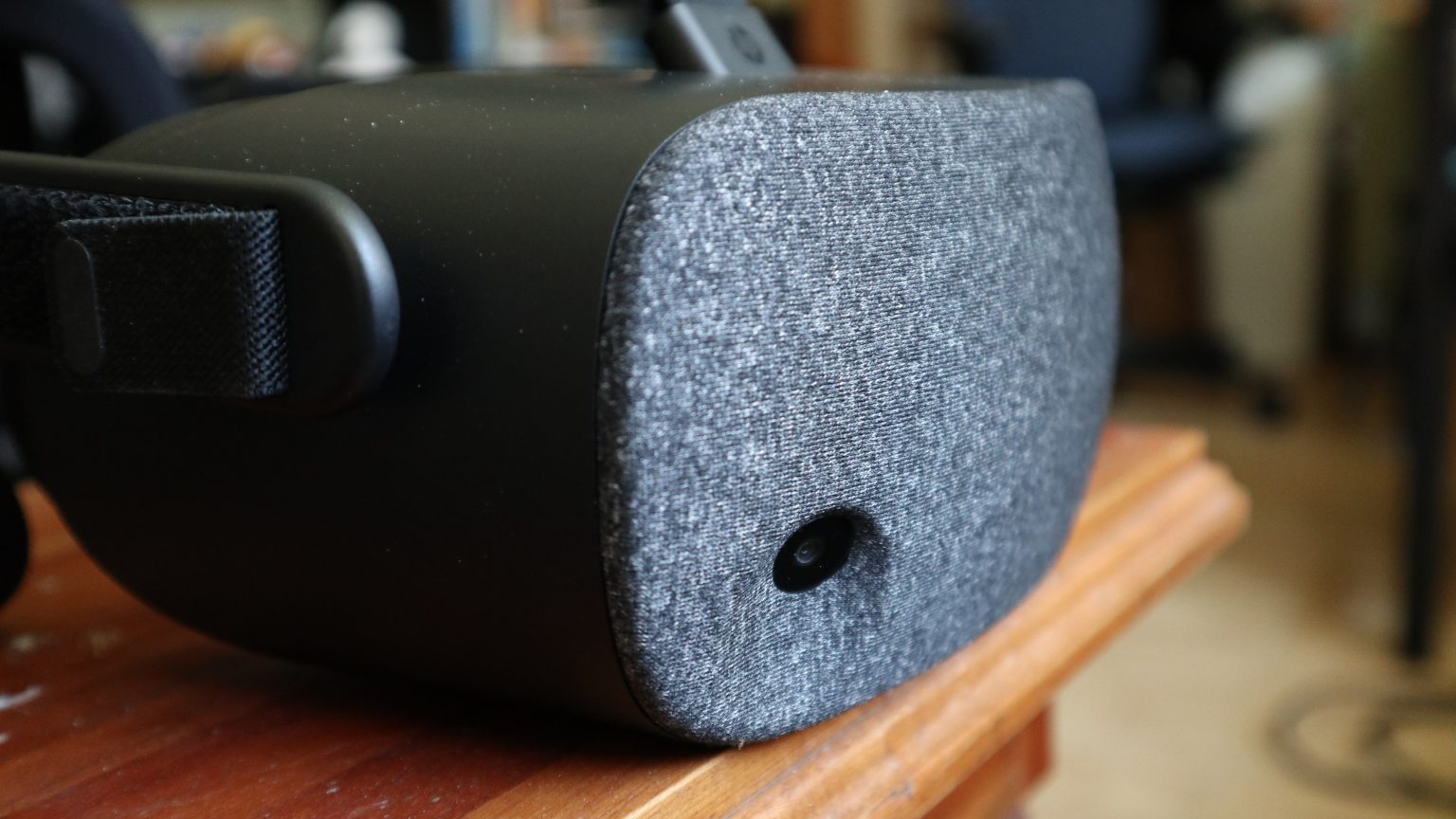 Two “inside-out” VR headsets, reviewed: The $400 Oculus Rift S, $600 HP ...