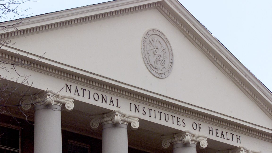 Trump terminates NIH medical research over use of fetal tissue - Ars ...
