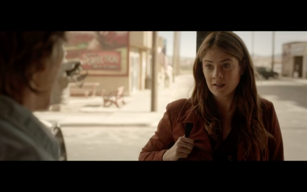 Kevin Bacon shares the Tremors TV pilot—Val is washed, Graboids are ...