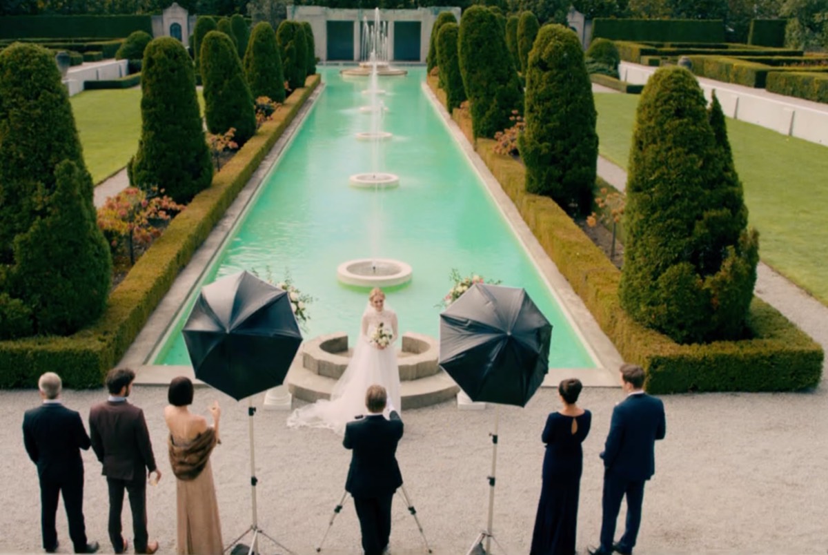 A bride must play the most dangerous game in Ready or Not red band ...