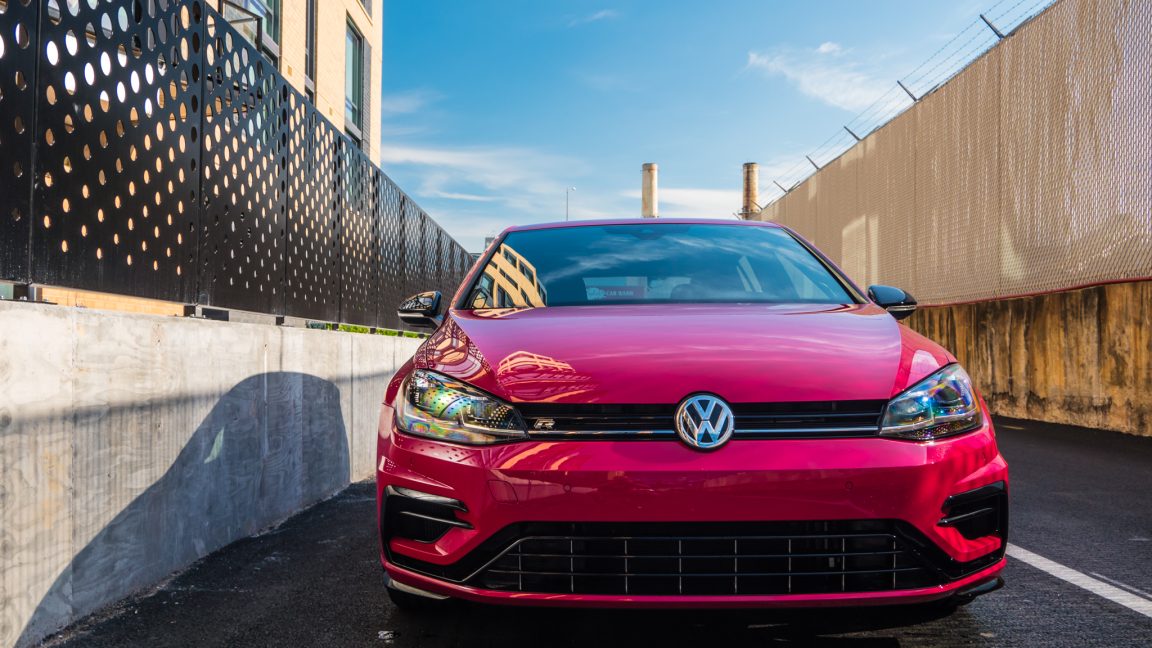 The 2019 Volkswagen Golf R is king of the hot hatches - Ars Technica