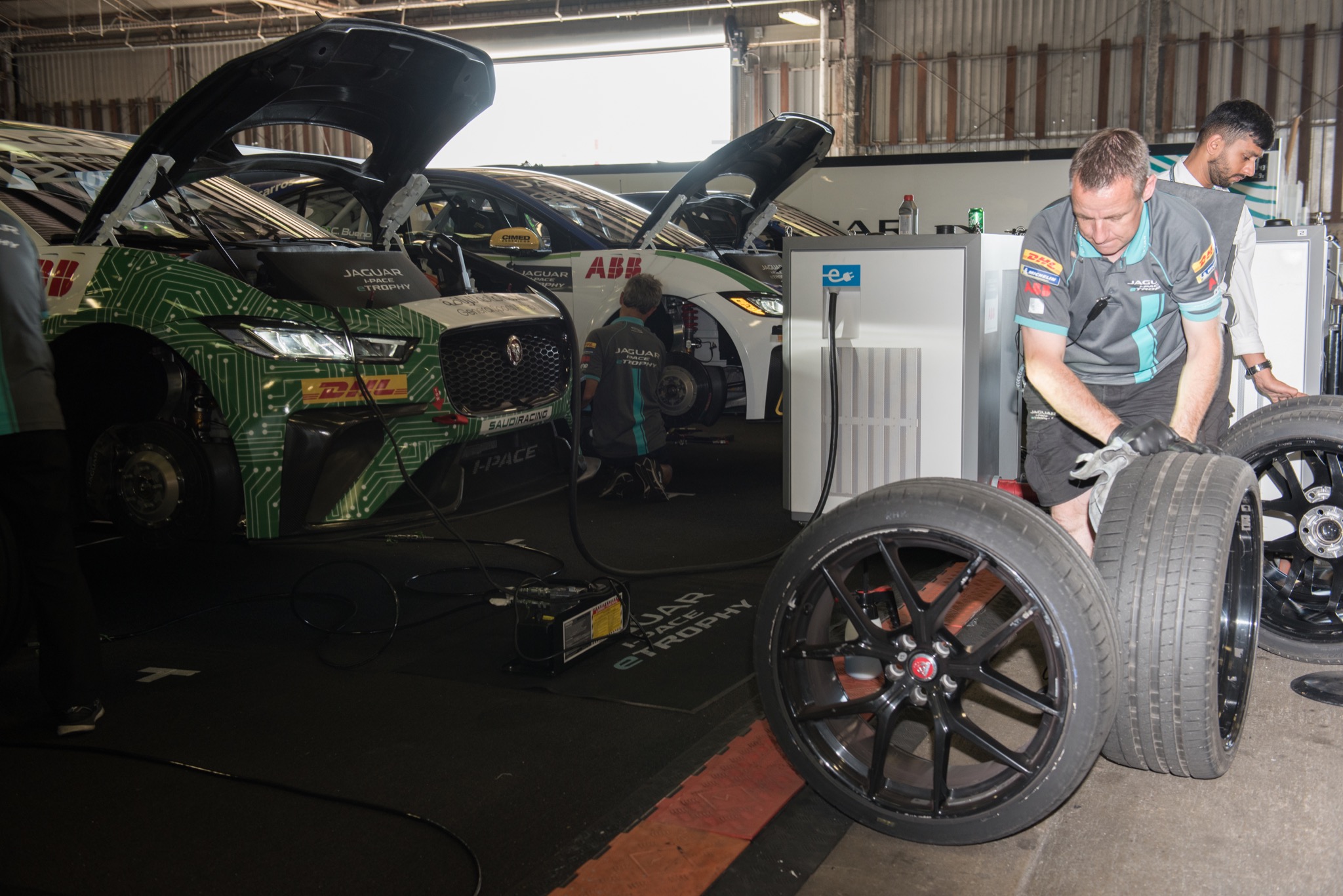 Formula E racing tech will improve the charger for your electric car ...