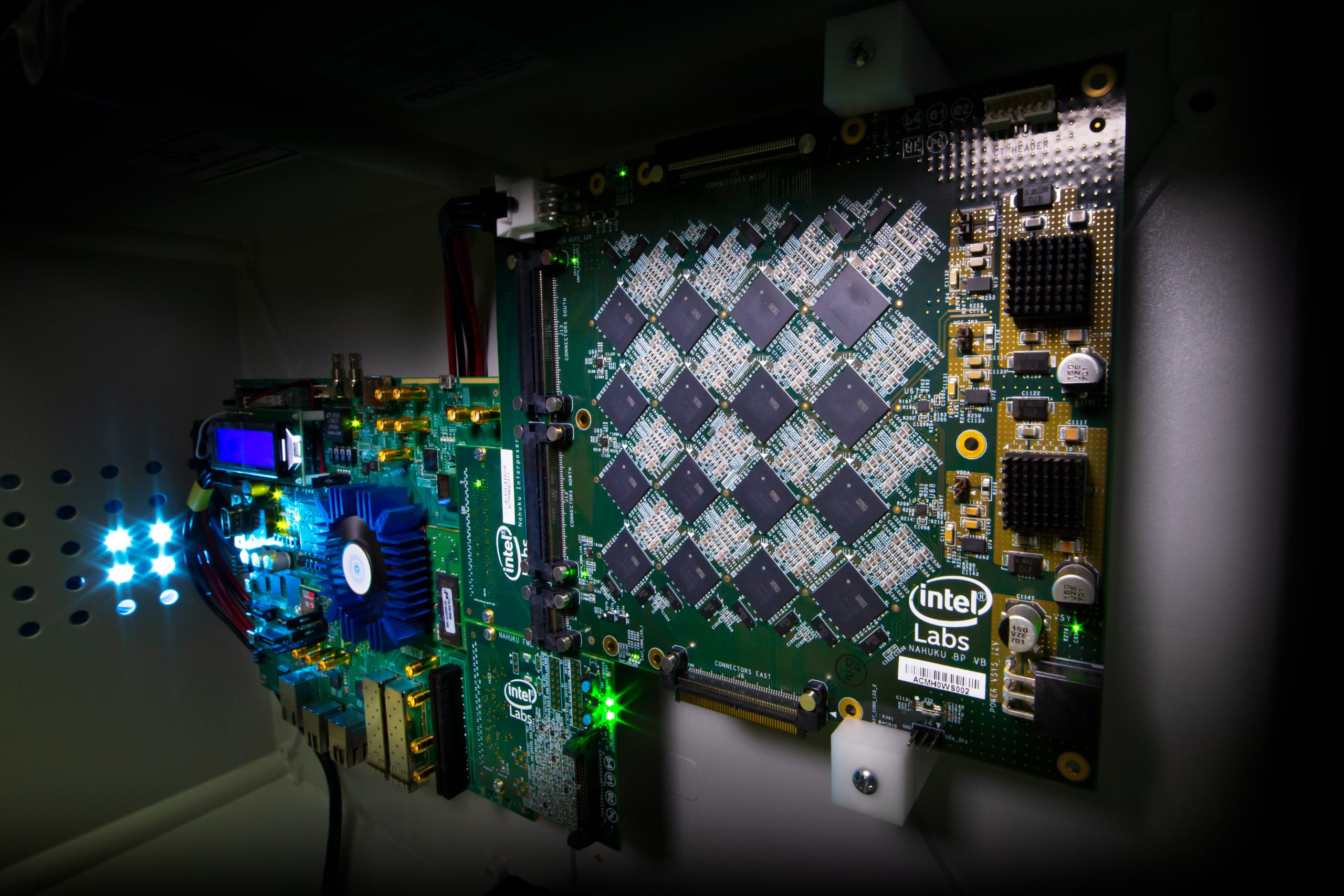 Brains scale better than CPUs. So Intel is building brains - Ars Technica