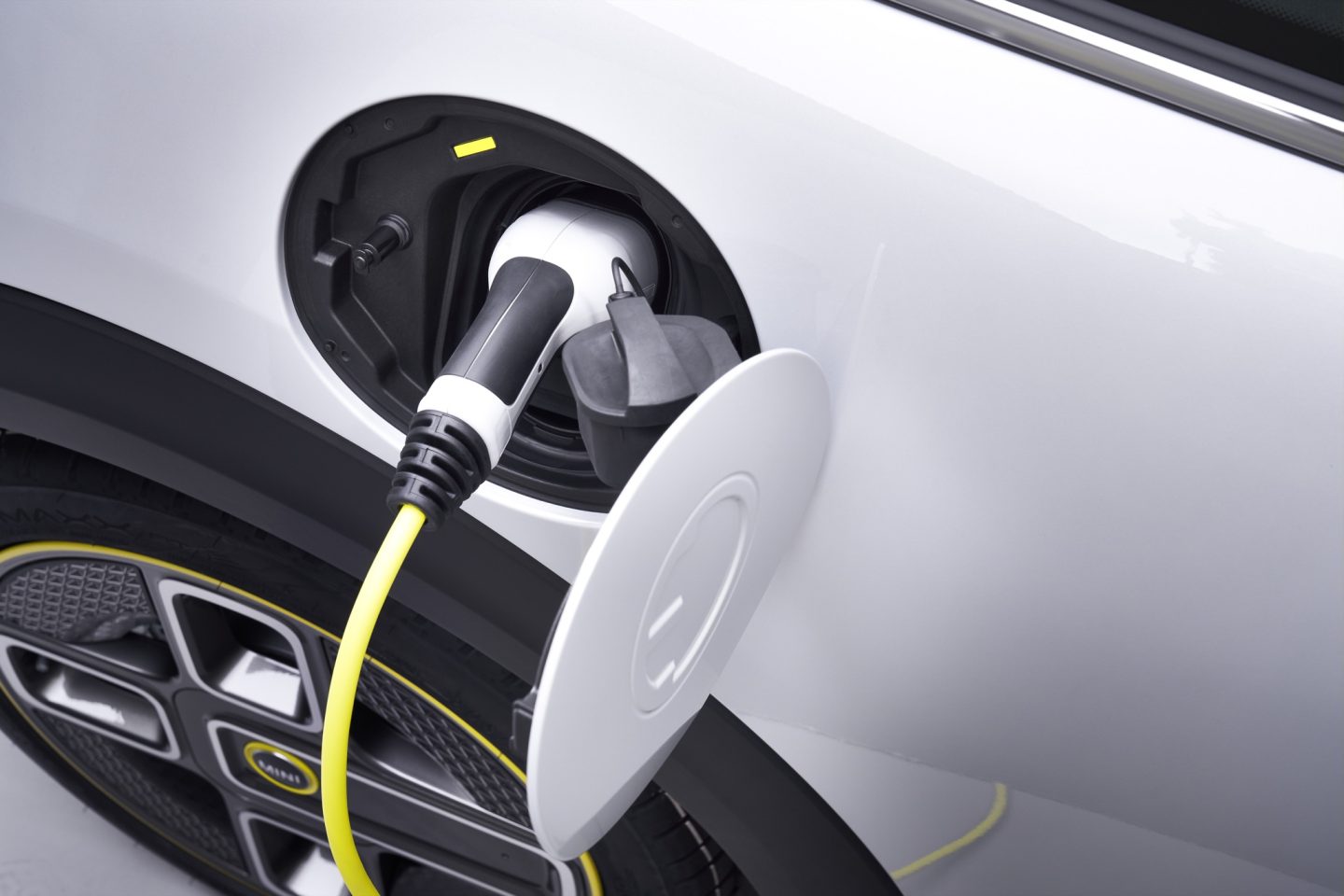 The electric Mini is going into production; deliveries start early 2020 ...