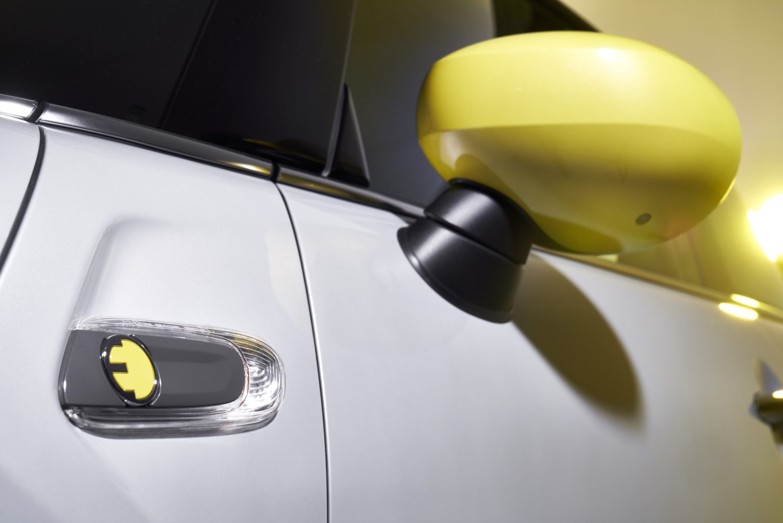 The electric Mini is going into production; deliveries start early 2020 ...