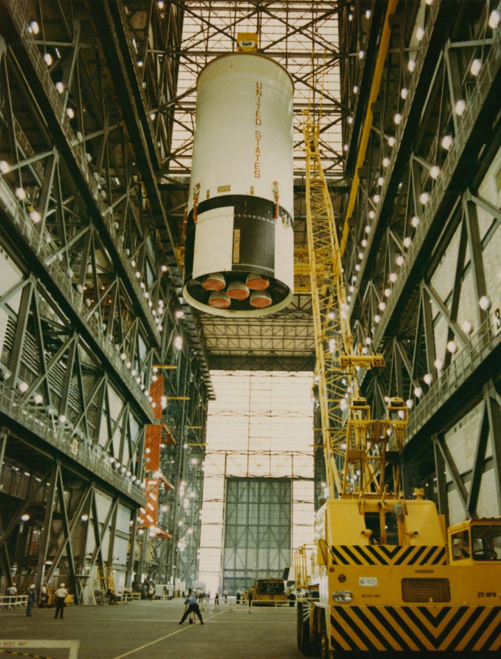 Archival footage, audio immerses viewers in APOLLO: Missions to the ...