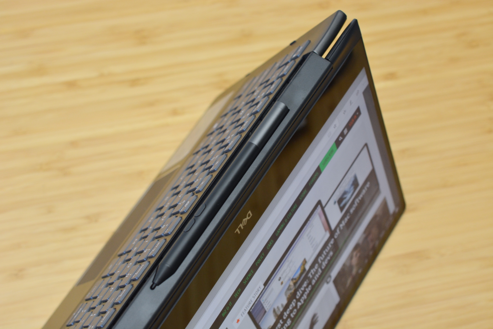 Dell Inspiron 13 7000 review: Premium and practical all in one - Ars ...