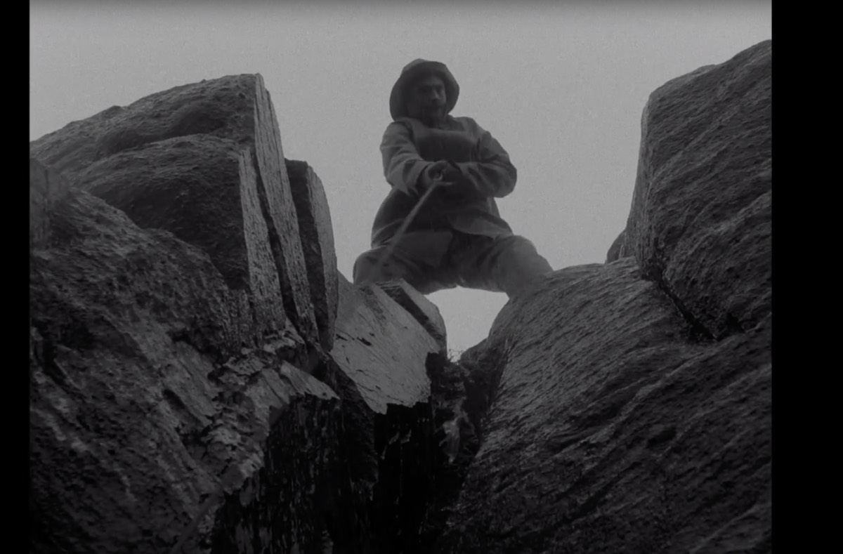 First trailer for The Lighthouse evokes early films from a bygone age ...