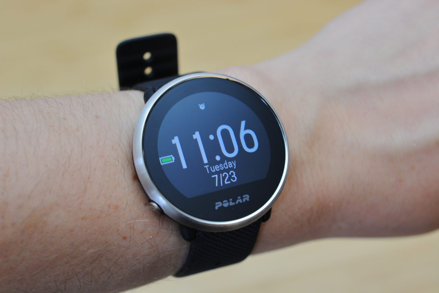 Polar Ignite review: Clever fitness perks marred by too many ...
