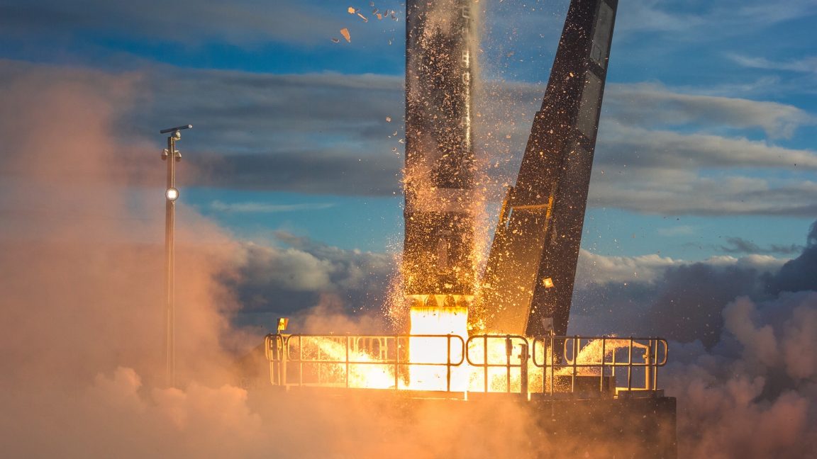 Behind the scenes at Earth’s most beautiful rocket launch site - Ars ...