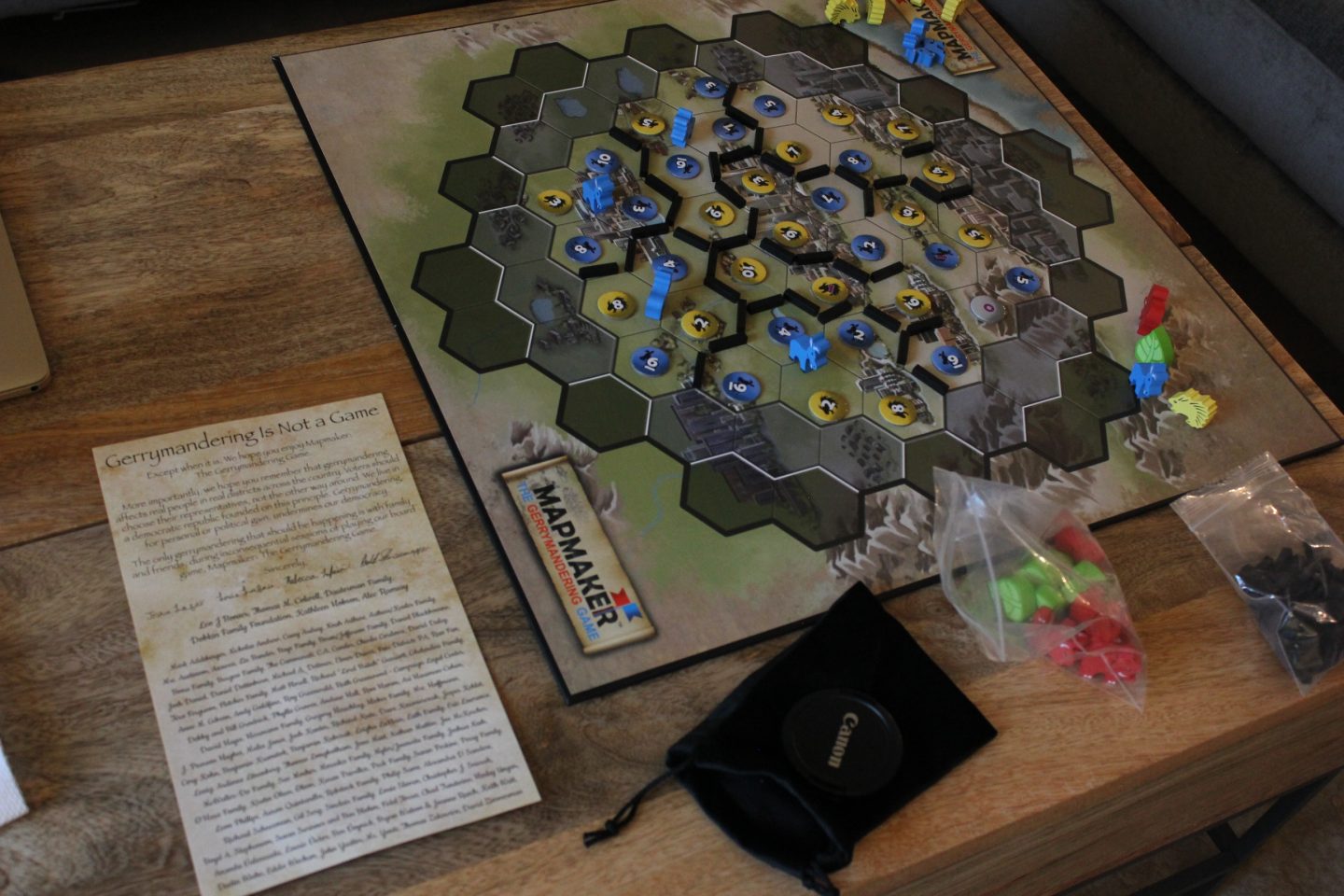 Mapmaker: The Gerrymandering game that puts the fun in undermining ...