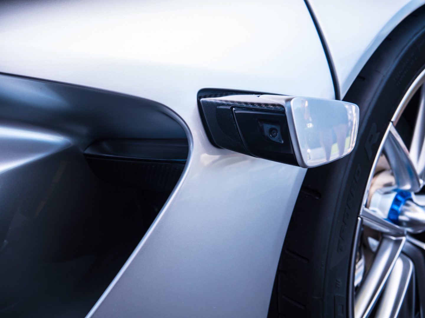 Cameras that replace side mirrors could be allowed on US vehicles - Ars ...