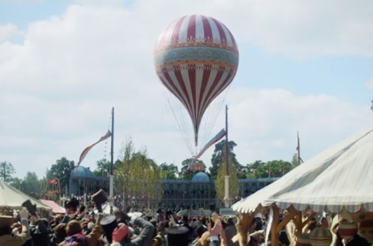 Eddie Redmayne stars as a pioneering balloonist in The Aeronauts ...