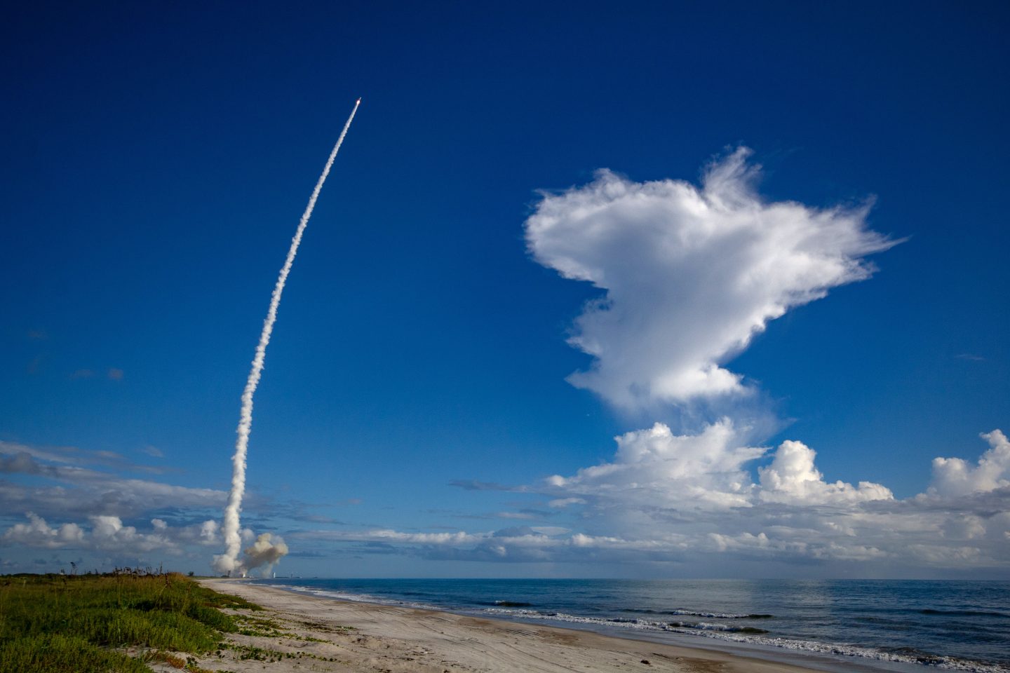 The last single-stick Delta rocket launched Thursday, and it put on a ...