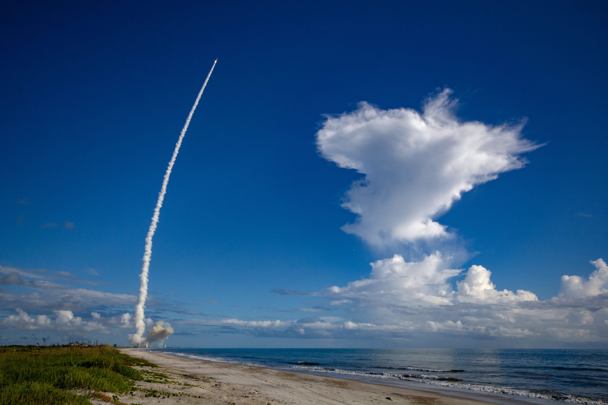 The last single-stick Delta rocket launched Thursday, and it put on a ...