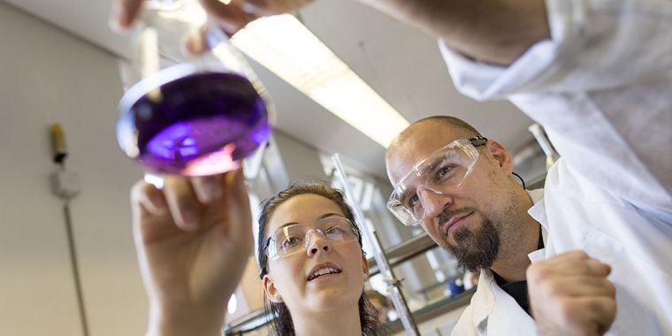 Scientists Avoid Gender Bias When They Know Theyre Being Tested For 3999