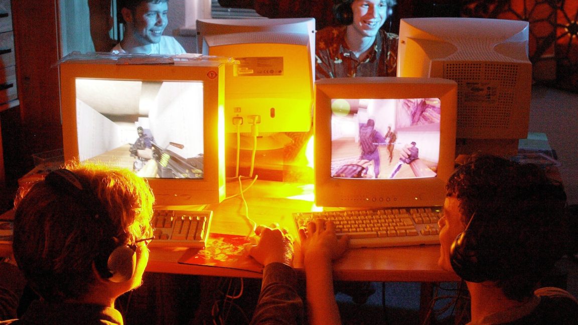 Ars goes back to school: The video games that threatened our college ...