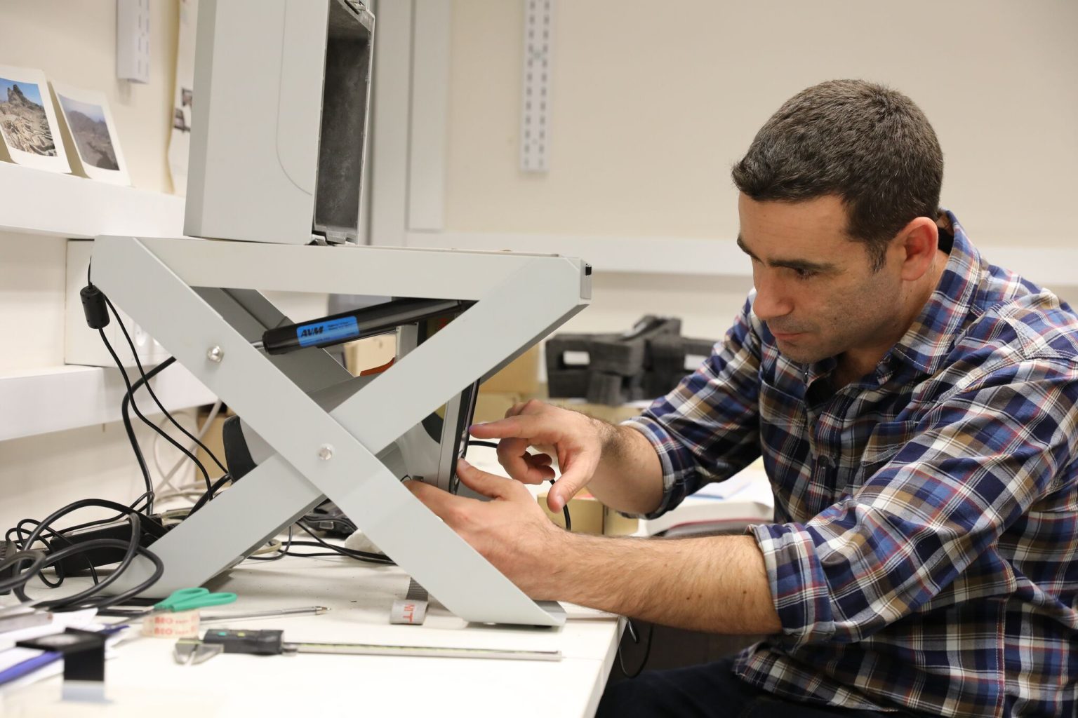 Ancient slag offers insight into the uneven pace of technological ...