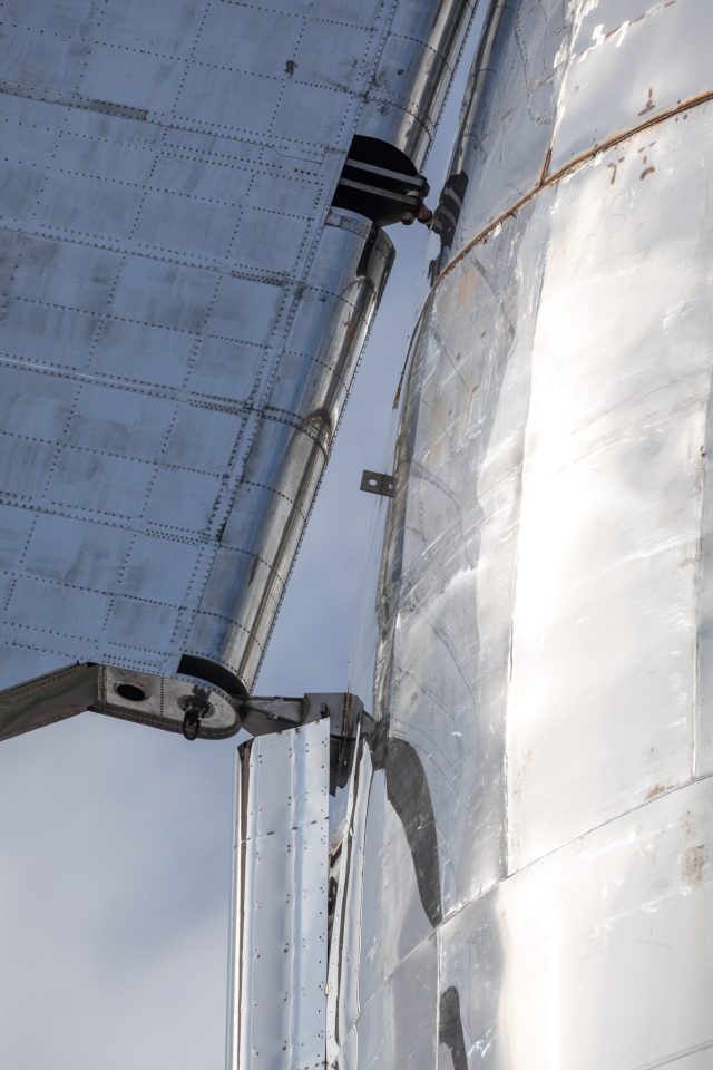 Elon Musk, Man of Steel, reveals his stainless Starship - Ars Technica