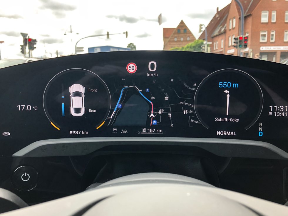 The Porsche Taycan—every bit as good as a $200,000 Porsche should be ...