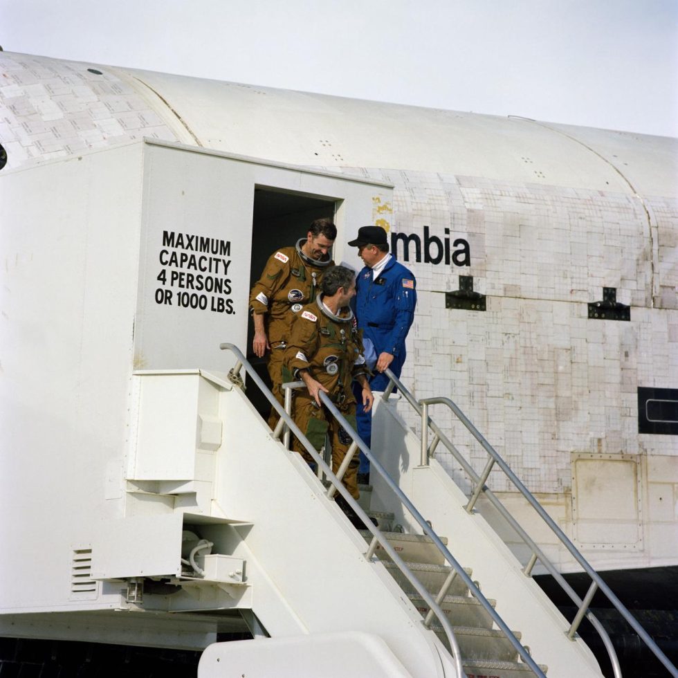 What it was like to fly the baddest airplane the world has ever known ...